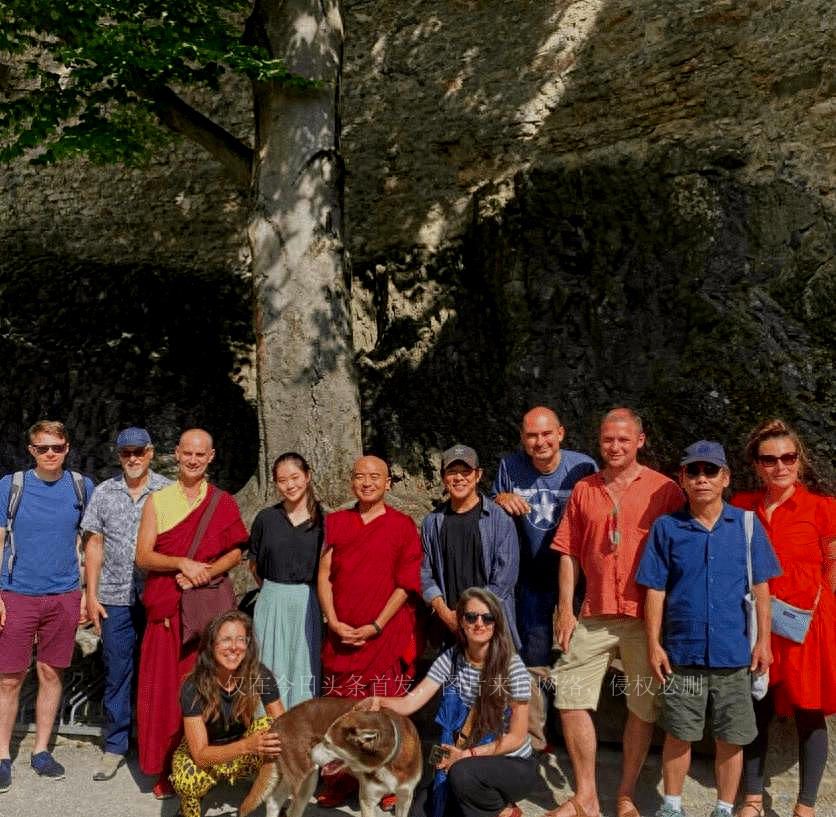 59-year-old Jet Li completed his temple practice and felt sincere and ...