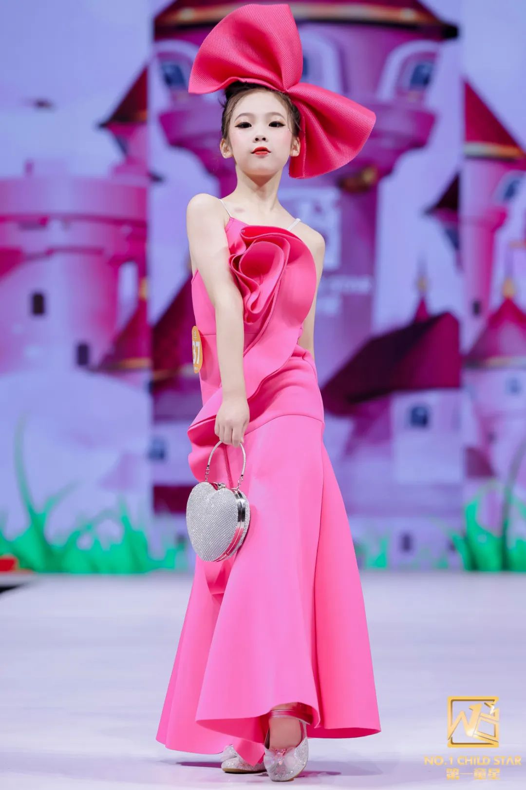 The most popular little supermodel - Du Jiaying[Hope to achieve ...