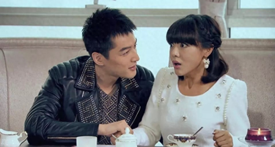 Deng Jiajia worked as a young model and filmed level 3 movies with Peng ...