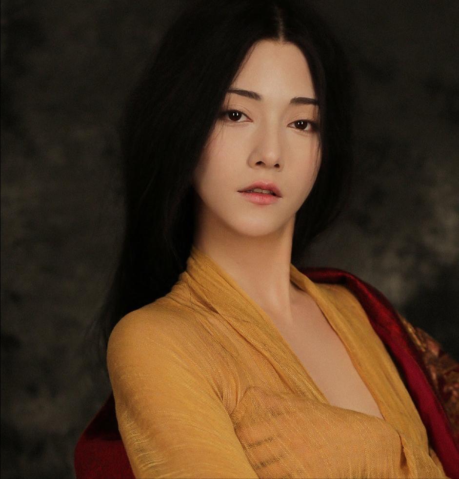 Chen Kun's 21-year-old son posted a Rolls-Royce luxury car, and his ...