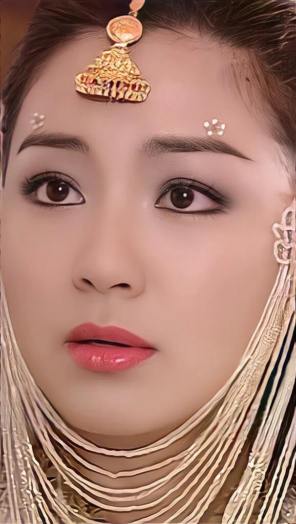 The most beautiful Xiao Zhao in Heaven and Dragon Saber - iNEWS