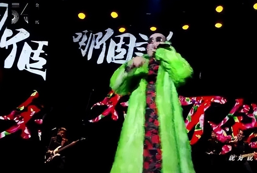 "Godmother of Rock" Liang Long: A man who was "injured" by the queen ...