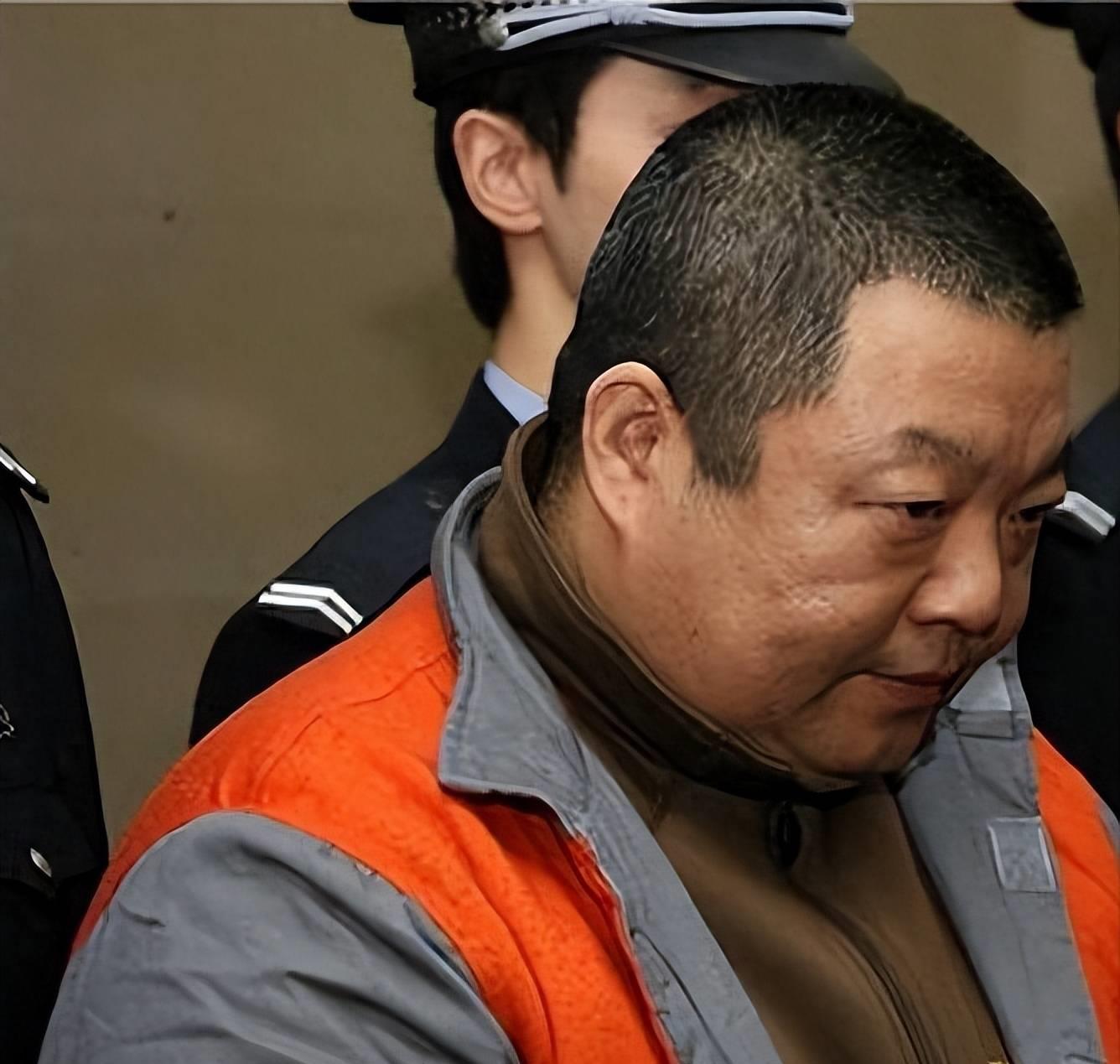 Zang Tianshuo couldn't swallow this breath after he smashed up Na Ying's concert and was beaten ...