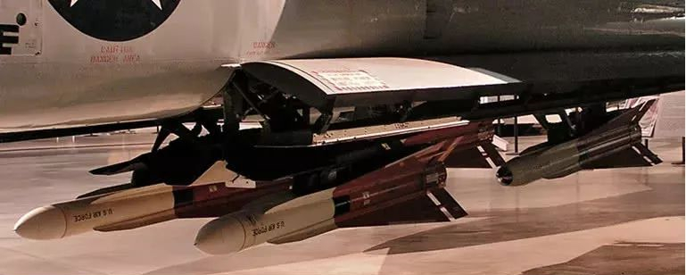 America's First Practical Air-to-Air Missile AIM-4 "Falcon" - iMedia