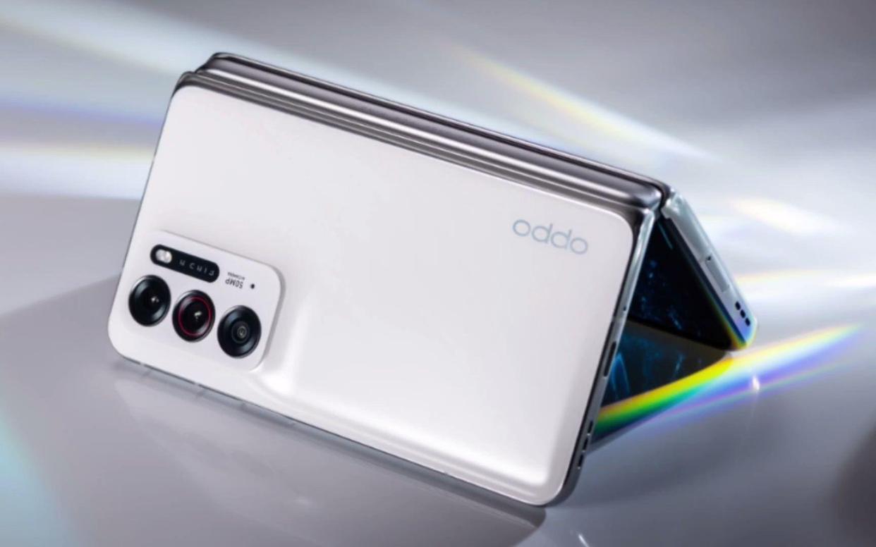 OPPO Find N2, a folding screen mobile phone released, the price is very ...