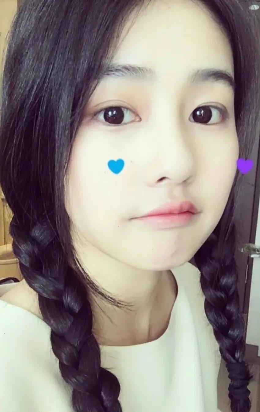 I didn't expect Bailu to be so "cute" before his debut. Netizen: I ...