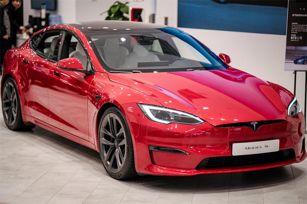 Zero-distance experience of "the fastest mass-produced car on the ...