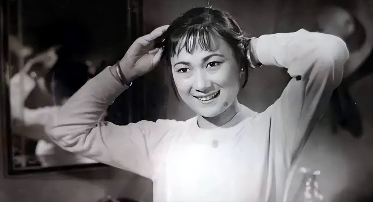 How sweet can the love of the older generation be?89-year-old can still ...