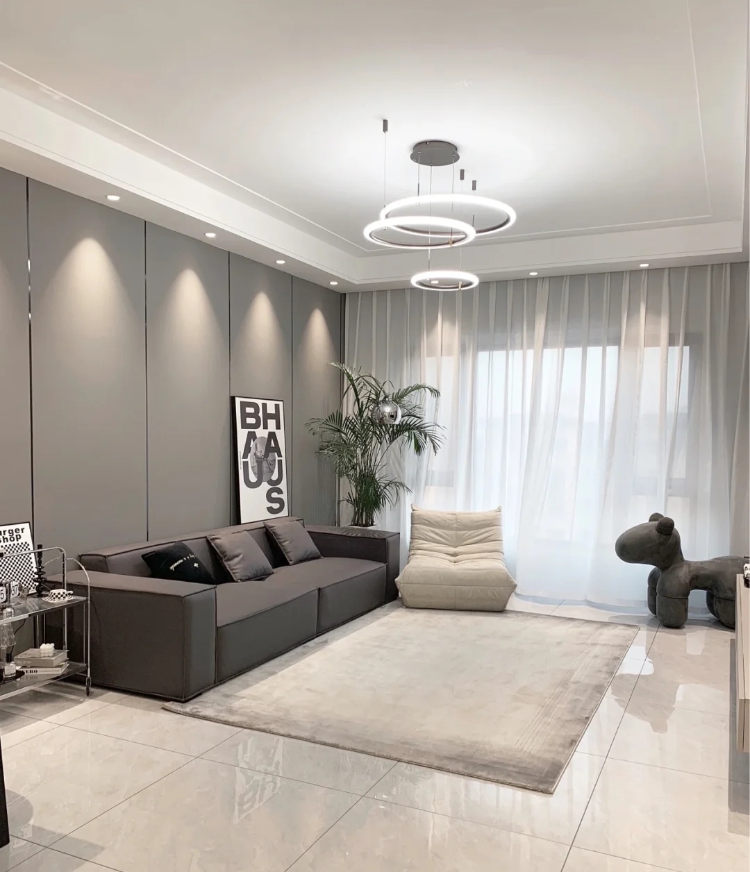 After seeing this young couple's new home of 116 square meters, I ...