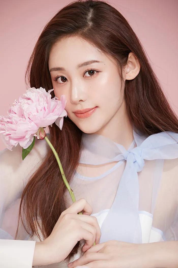 Young actor Rong Zixi - iNEWS