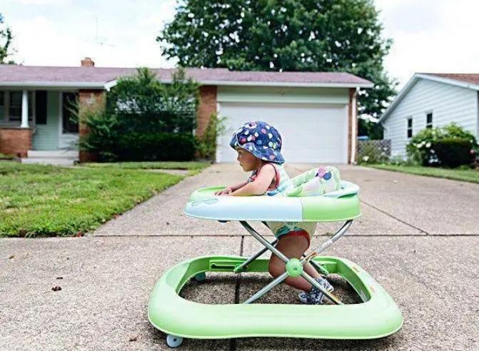 Should infants and toddlers use a walker? - iNEWS