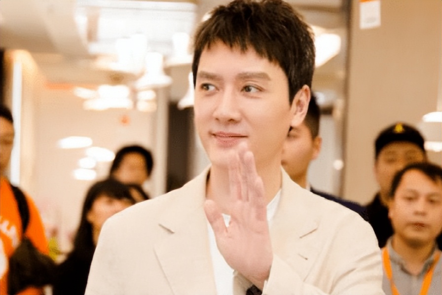 Feng Shaofeng's new love affair exposed? The woman was involved in ...