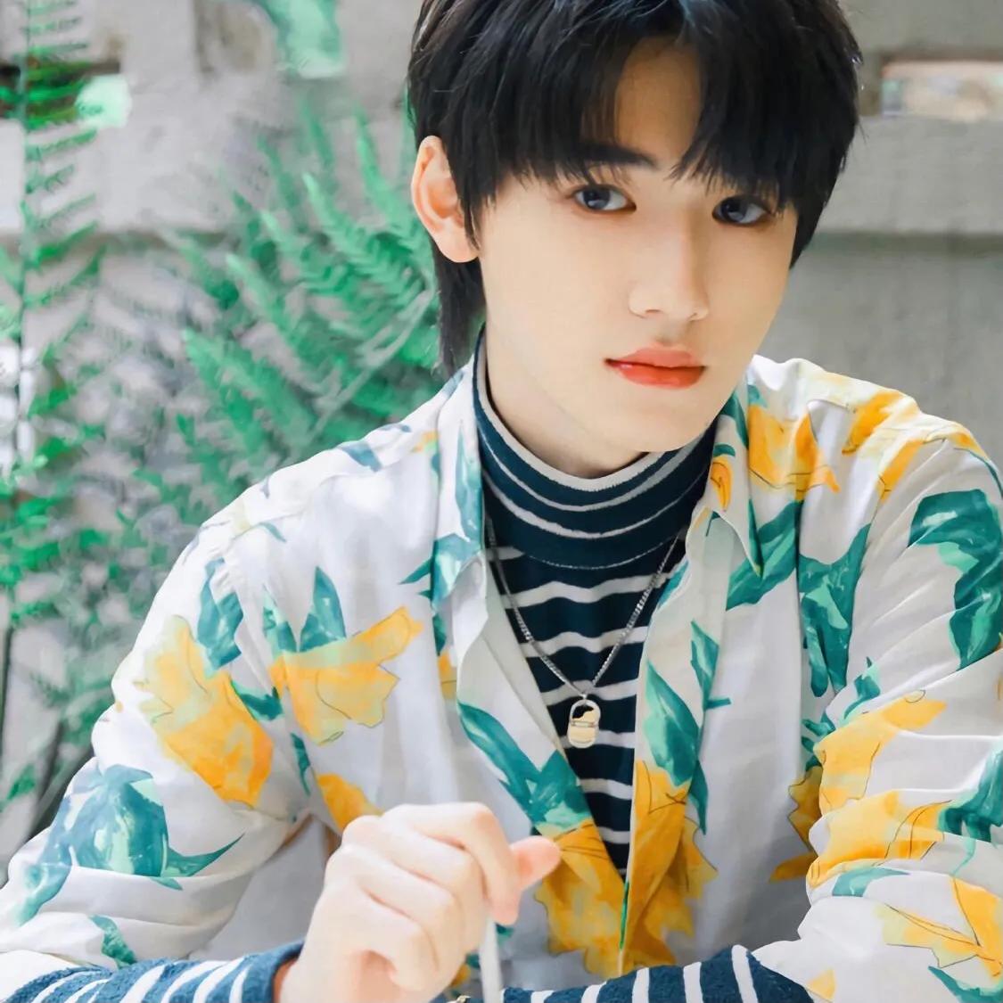 Song Yaxuan/Beauty is measured in seconds - iNEWS