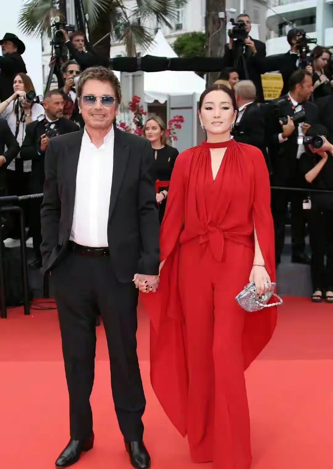 Photos of Guo Jingjing and Gong Li's Italian dinner party were exposed ...
