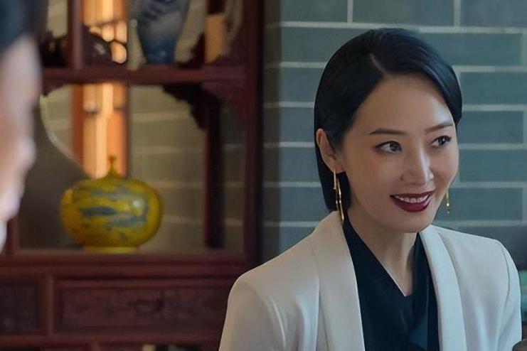 Qu Zha Zha: After marrying Huang Haibo for 8 years and never leaving her, she became famous with ...