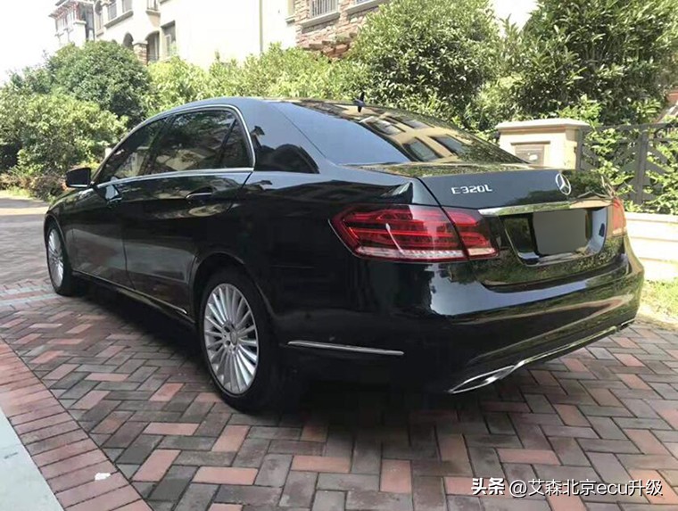 M276 low-power Mercedes-Benz E320L brush ECU to improve power lag, shift stumbling, perfect ...
