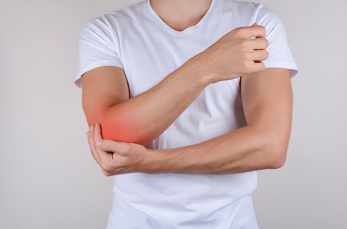 When lung cells become "cancerous", there may be pain in this part of ...