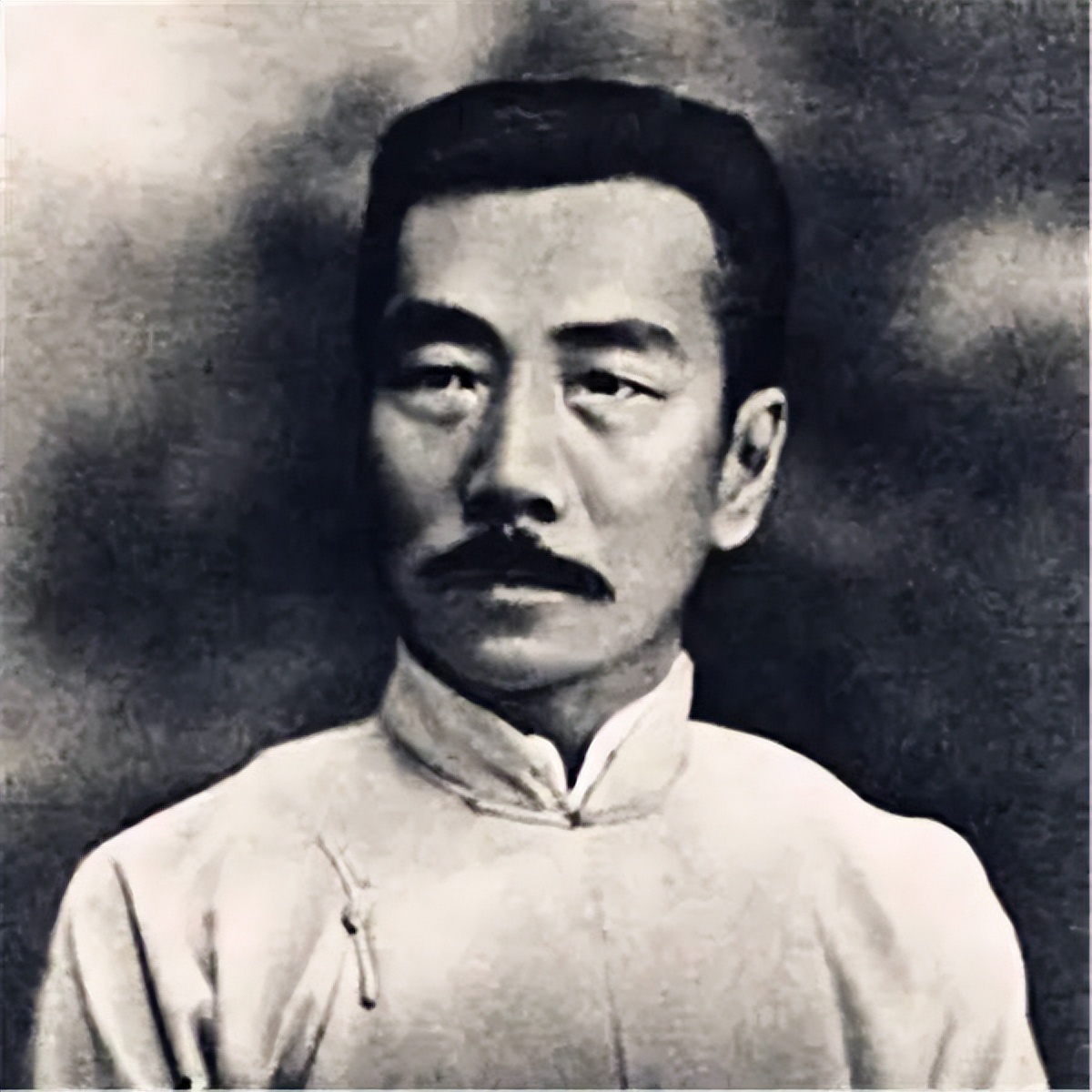 After reading Xiao Hong's "The Field of Life and Death", I know that ...