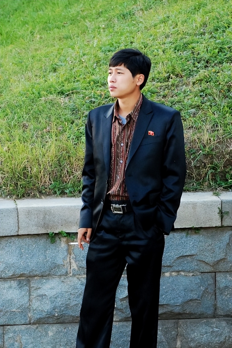 What kind of life do North Korean men who work in state-run factories ...