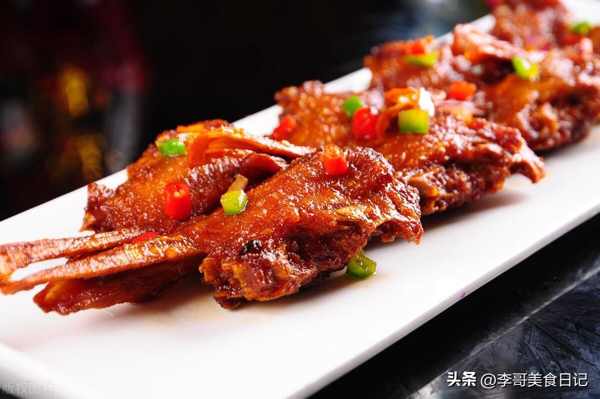 Salt and pepper duck chin, burnt and crispy, can be made at home, it is ...