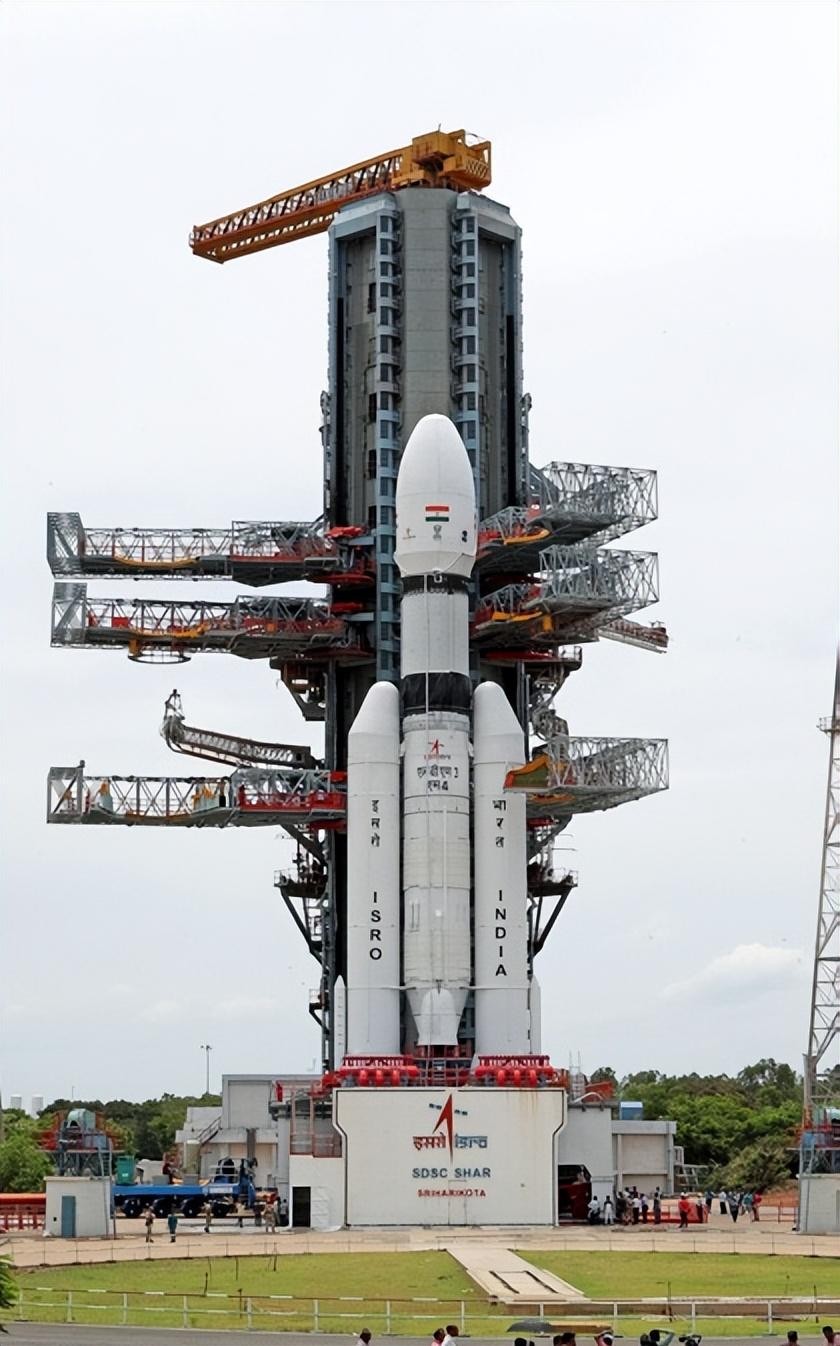Big moment for Indian spaceflight! "Heavy rocket" LVM3 will usher in ...