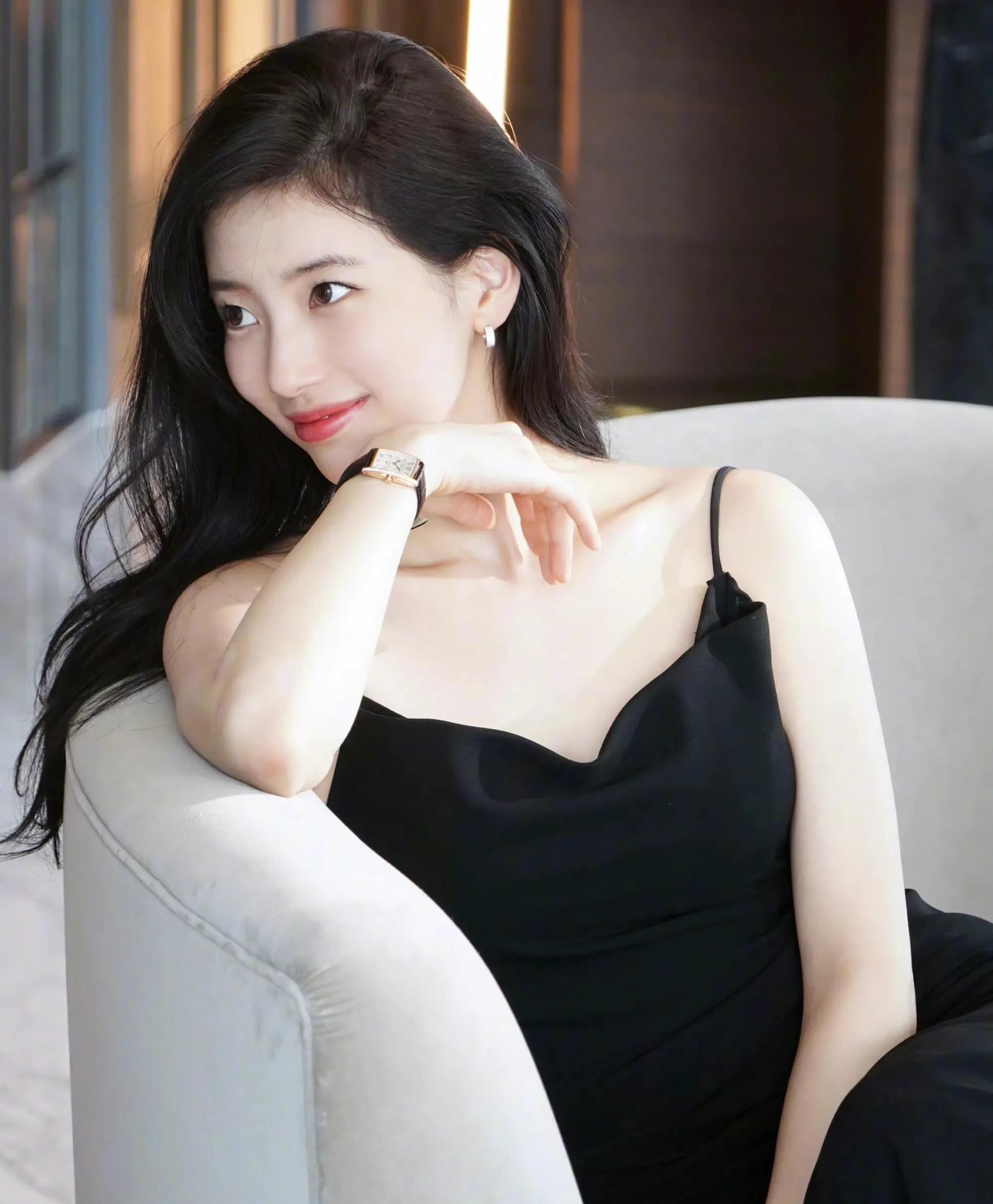 Korean sexy goddess: Bae Suzy - iNEWS