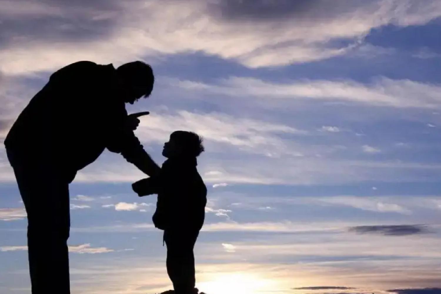 "Strict father and loving mother" and "strict mother loving father ...