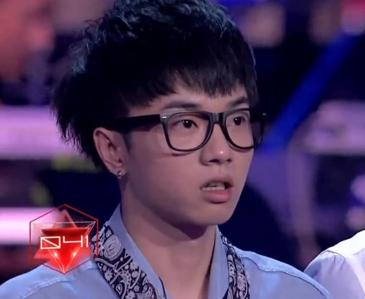 Take a look at the changes in Hua Chenyu's stage appearance since his ...