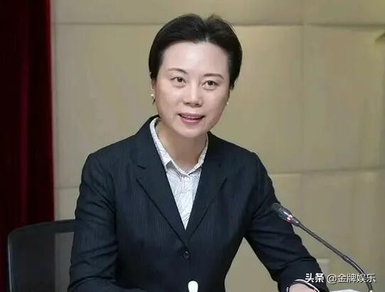 Ms. Shen Jun takes over as the new head of Dragon TV!These four ...