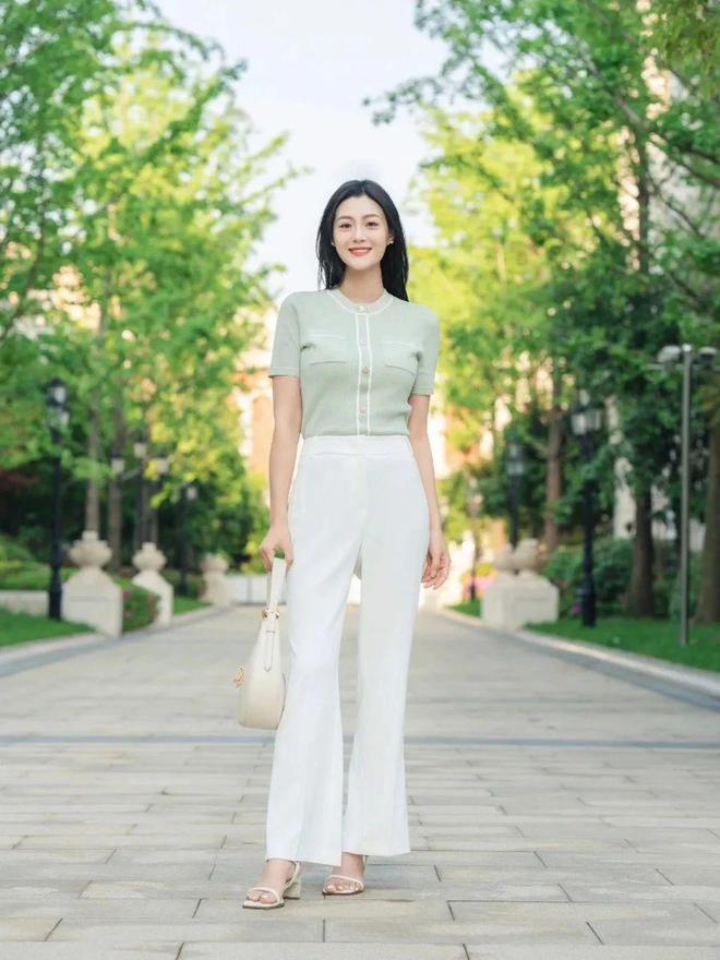 These 4 kinds of white pants are all-match and high-end - iNEWS