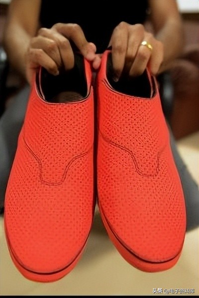 How Haptic Shoes Work - iNEWS