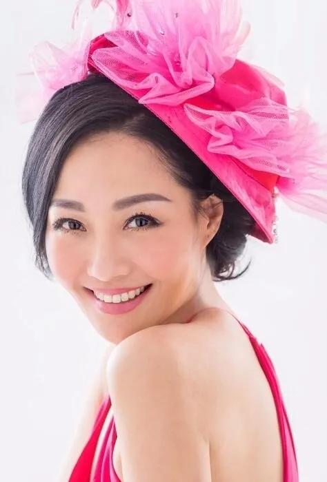 "Zhou Xingchi's Queen's Girlfriend", the unmarried Yang Yumei - iMedia