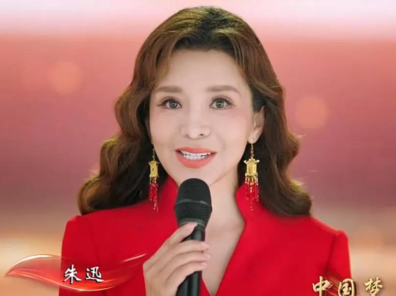 How much do you know about the efforts behind these two female CCTV ...