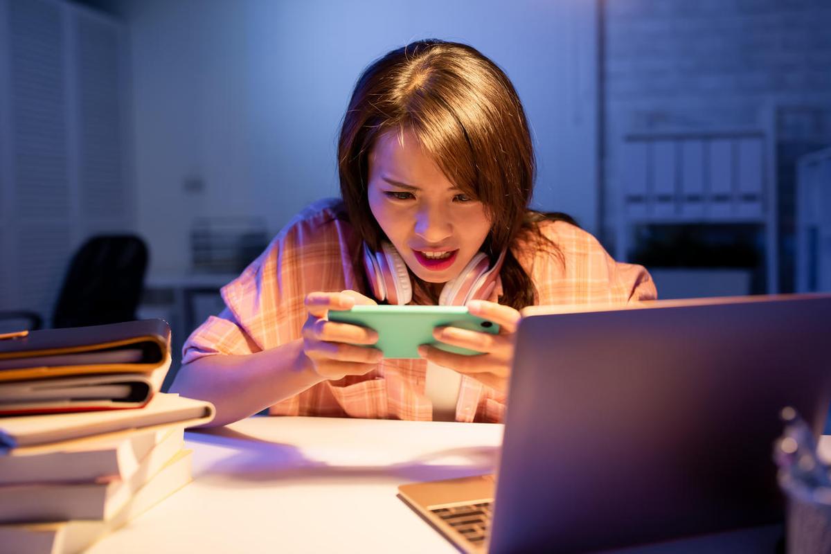 The mobile game cheats krypton routines. I have been playing for 12 ...