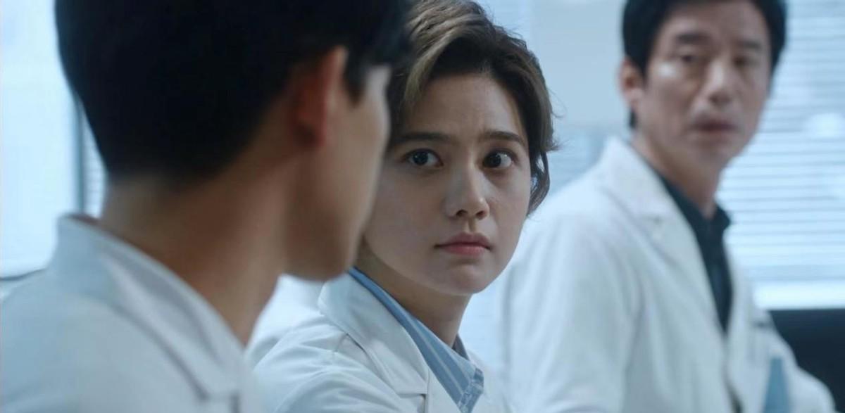 "Extraordinary Doctor": When "silicone face" mixes into the medical ...