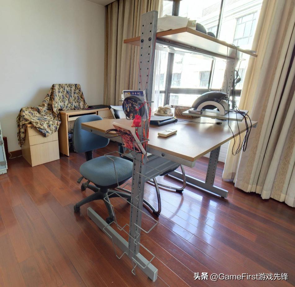 "E-sports equipment"How to DIY a cost-effective electric height ...