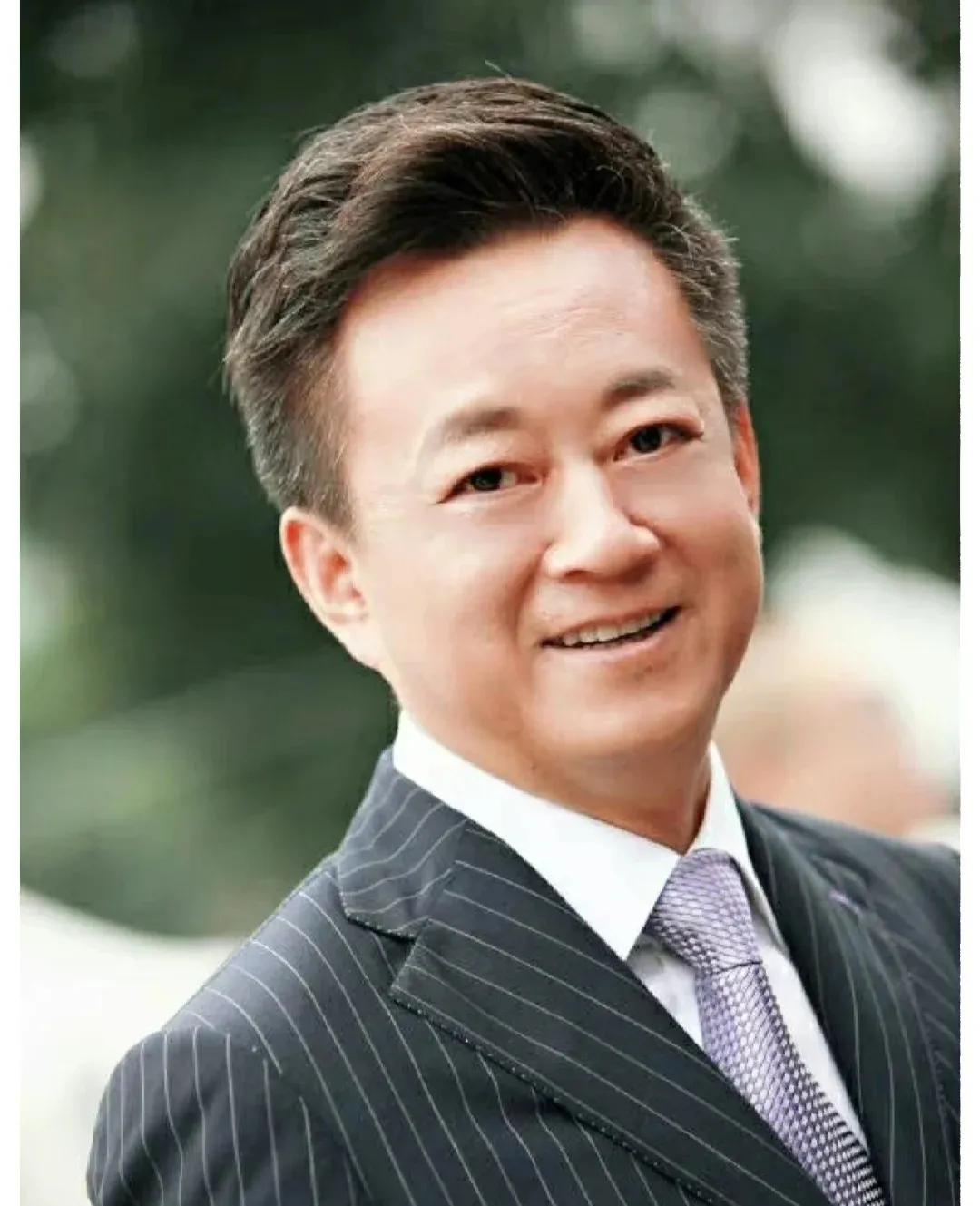 Zhu Jun has officially returned to work at CCTV! - iNEWS