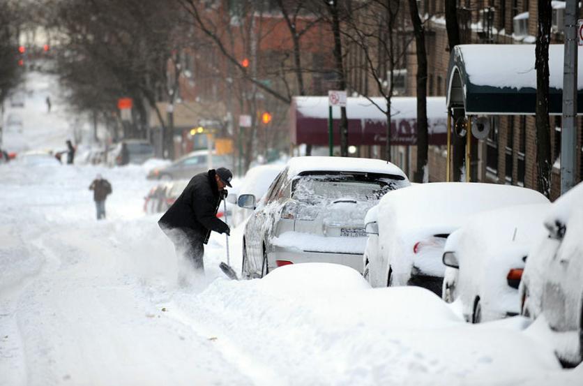 An epic blizzard hit the United States, killing more than 70 people ...