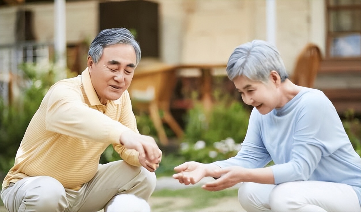 The old DINK couple, do they all regret it? - iNEWS