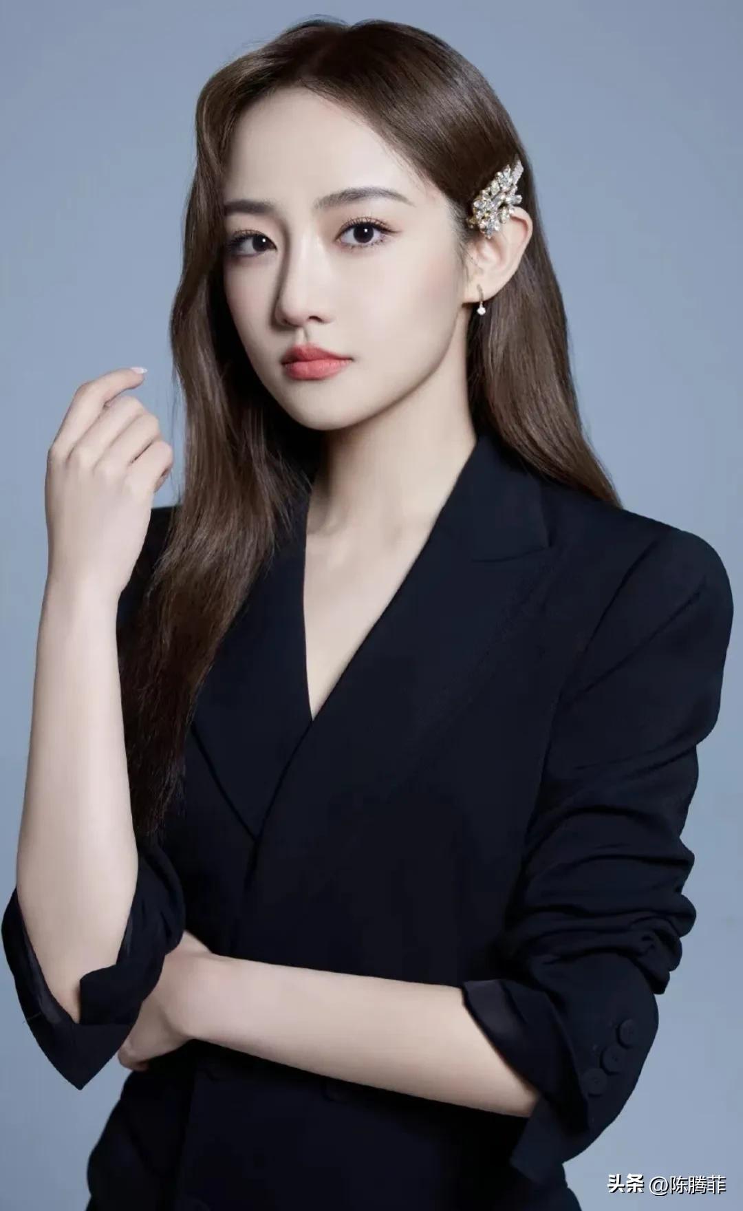 Wu Jiayi's amazing photo shoot, fresh and refined, beautiful and moving - iMedia