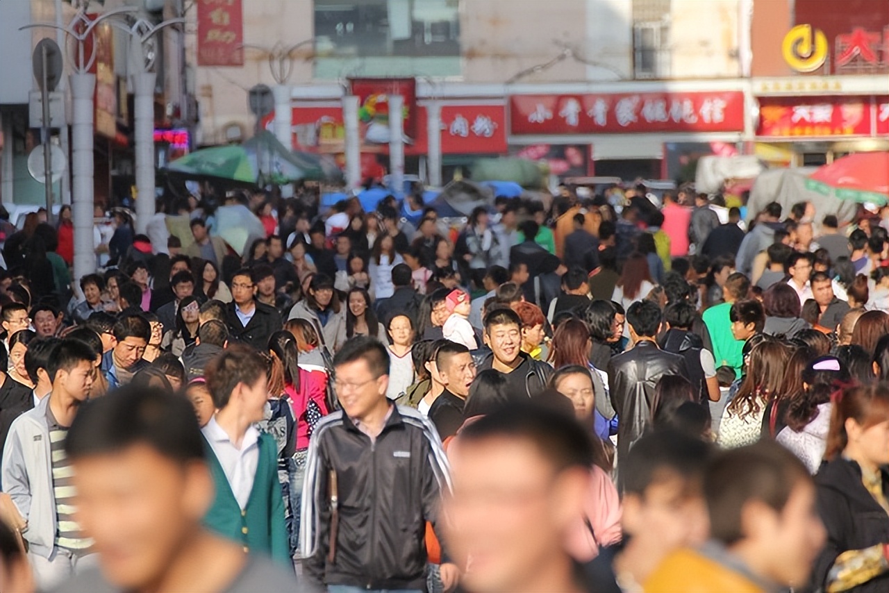 What problems will China's negative population growth in 2022 bring ...