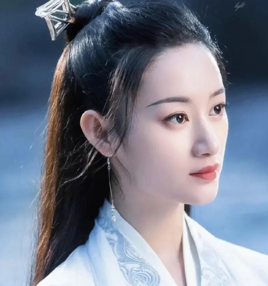 There are three female supporting roles in one year, and the popularity ...