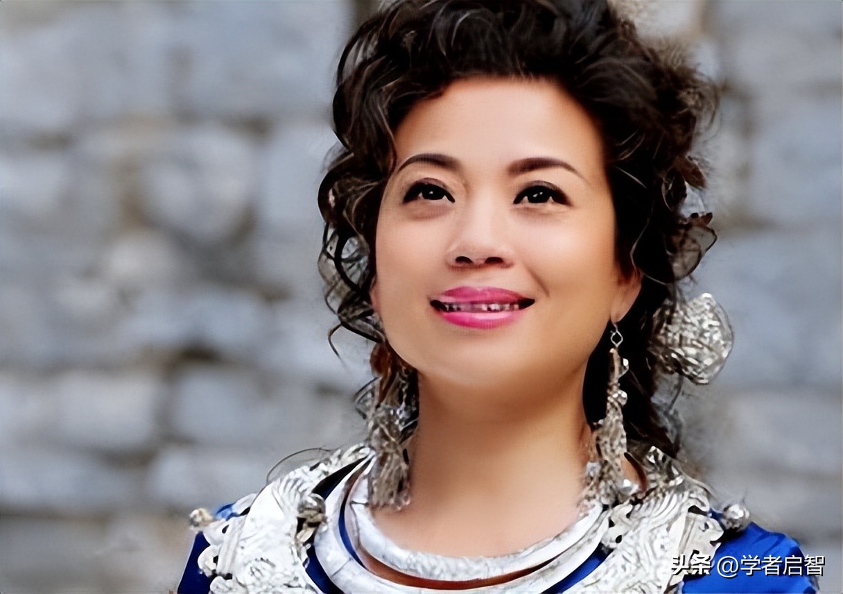 Spring Festival Gala singer Zhang Ye, 55 years old, unmarried and ...