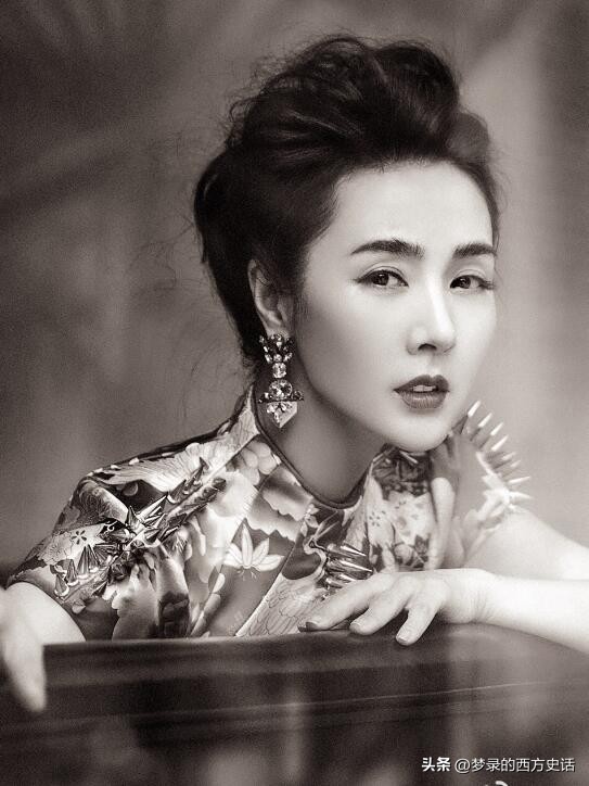 Actor Jiang Hongbo: Jiang Wen made her popular, debuted for 26 years without scandal, and lived ...