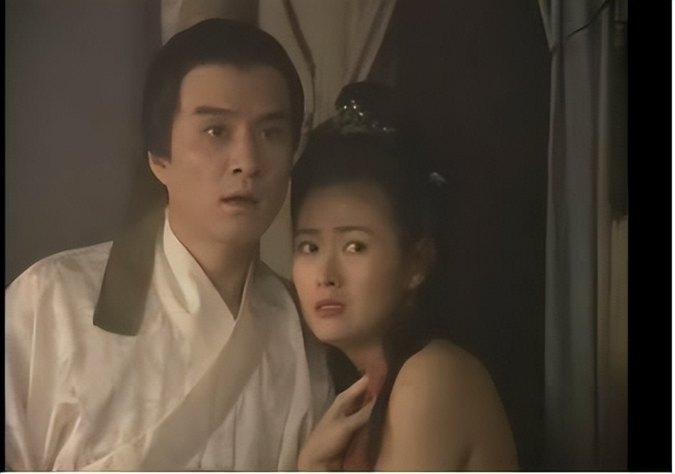 Ximen Qing's first typical example of excessive sexual indulgence and ...