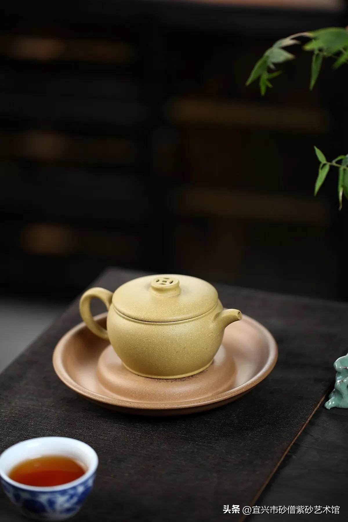 Ming's Han tile. 180cc. Mr. Xu Rui. - iNEWS