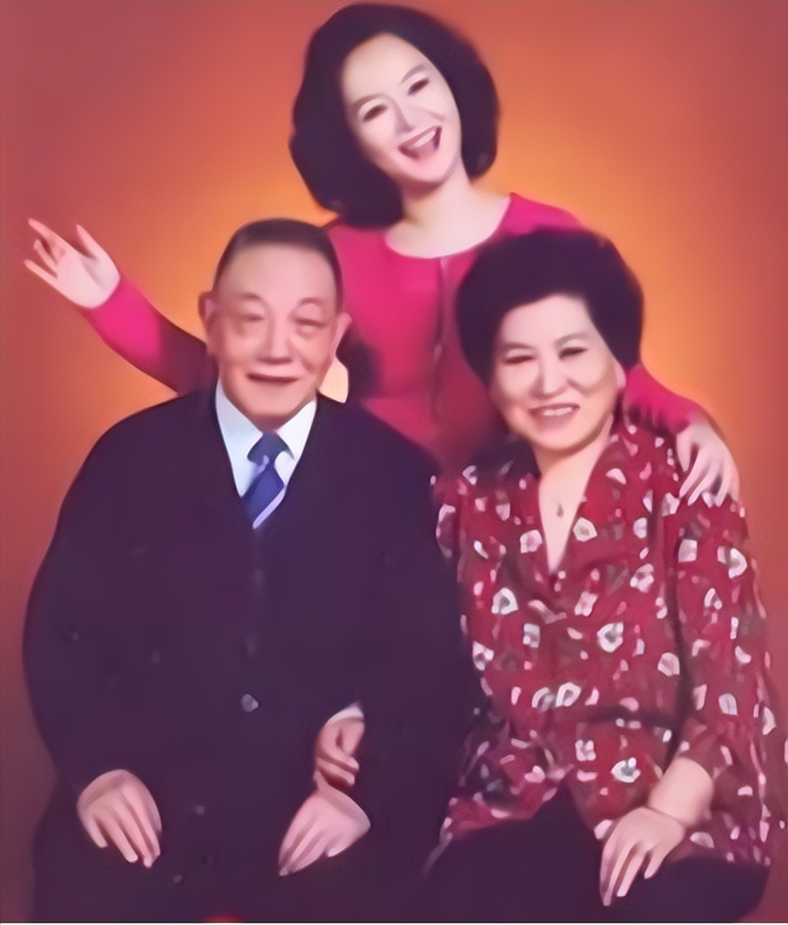 Ju Ping: Bringing a baby alone after divorce, marrying an ordinary ...