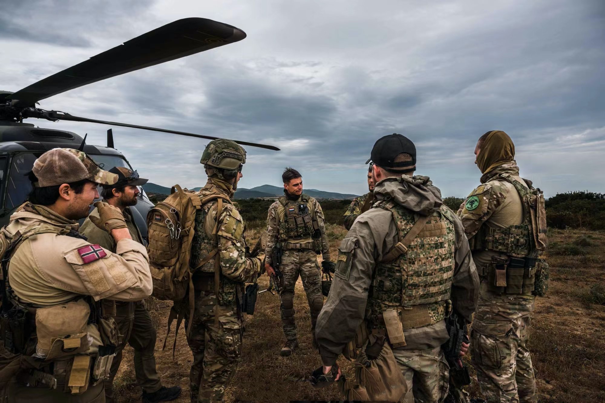Why did the United States dare not join the war? Once the US military ...