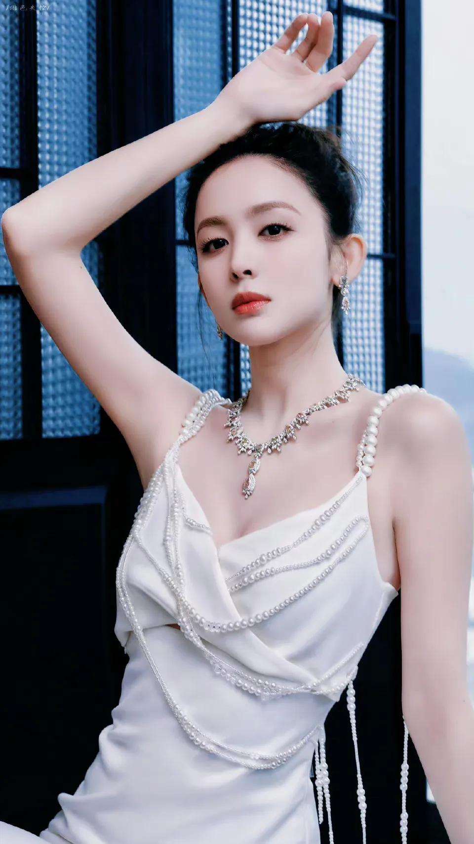 Pearly Beauty - Guli Nazha - iMedia