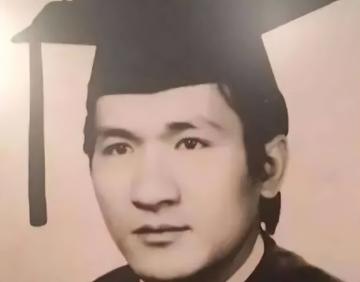 The 78-year-old well-known bald comedian in Hong Kong has recently been ...